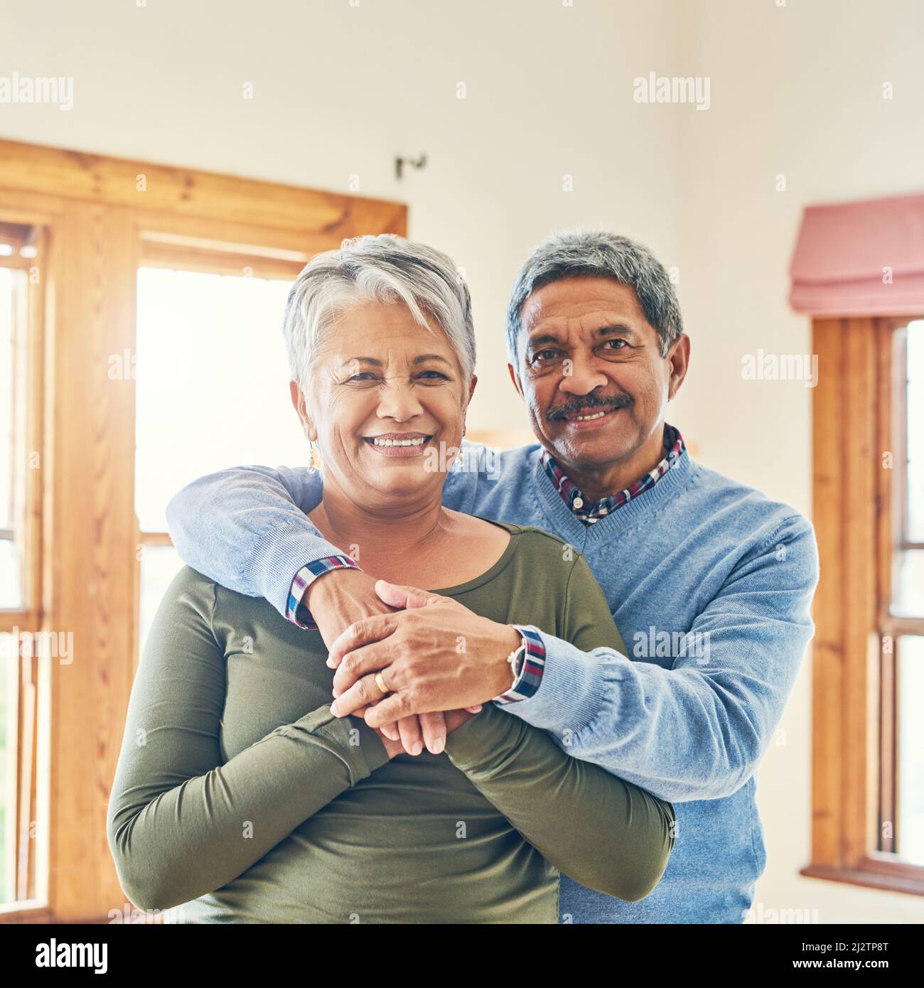 Adult teenagers at home hi-res stock photography and images - Alamy