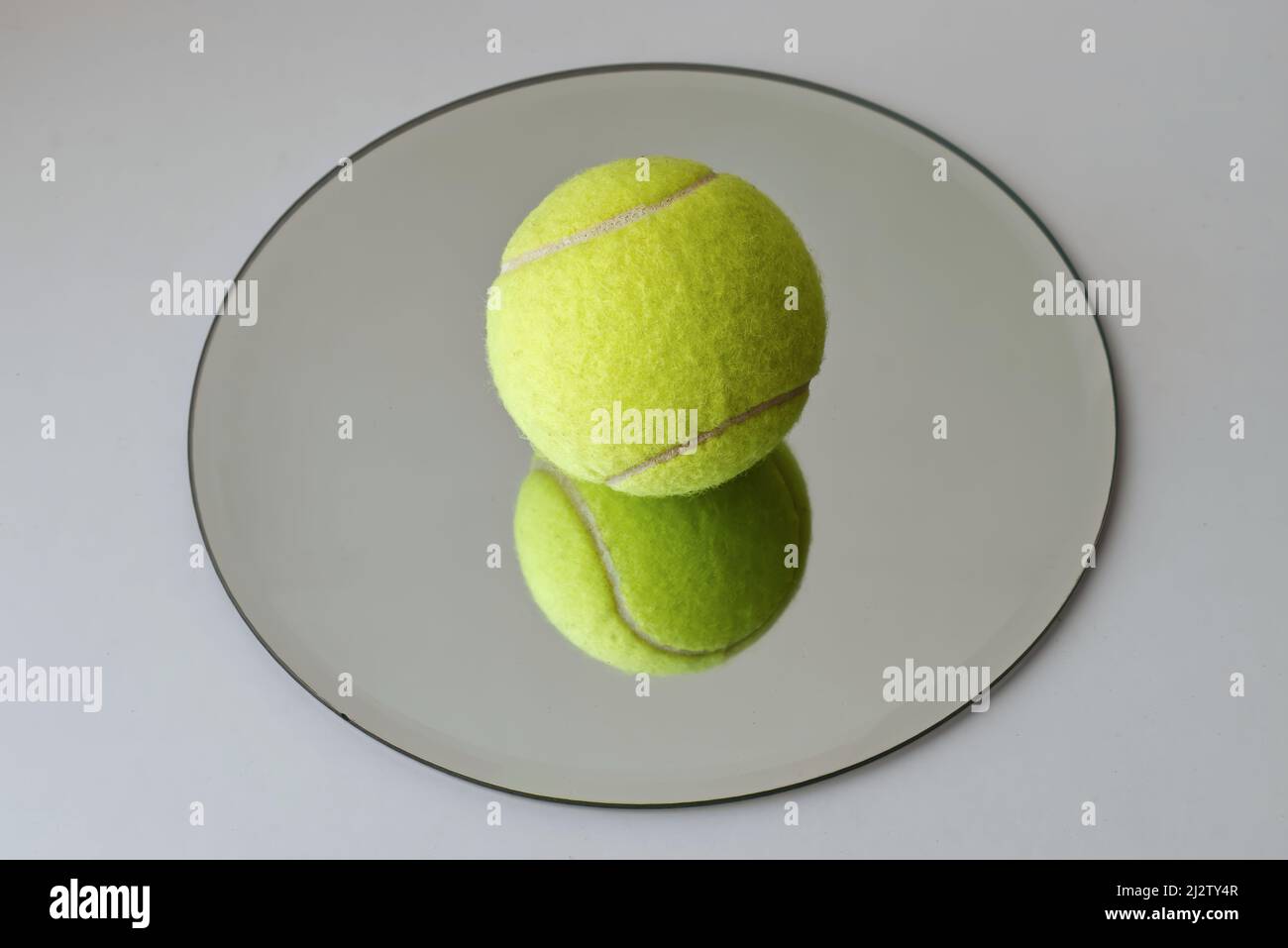 Reflective practice hi-res stock photography and images - Alamy