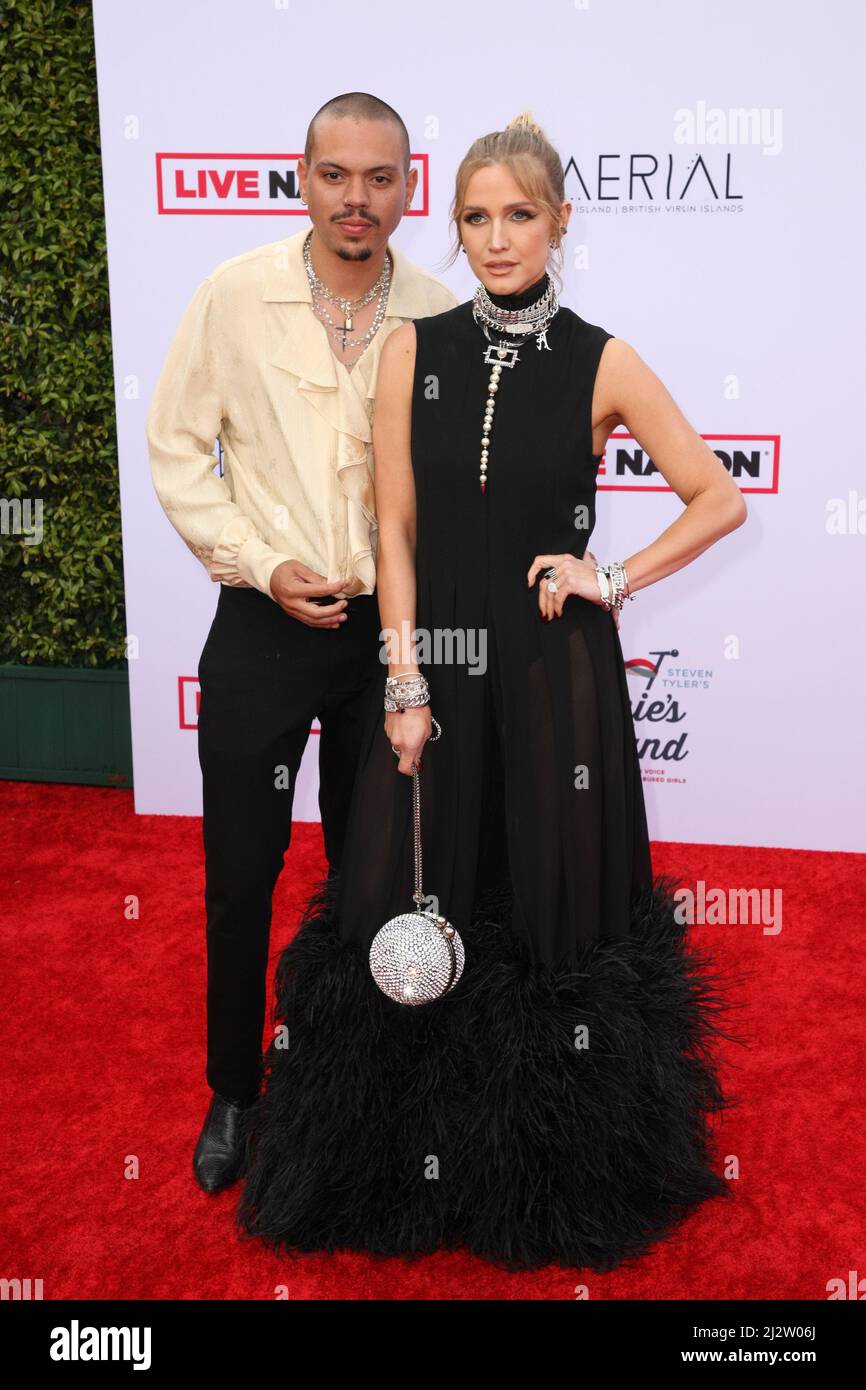 Evan Ross And Girlfriend 2022