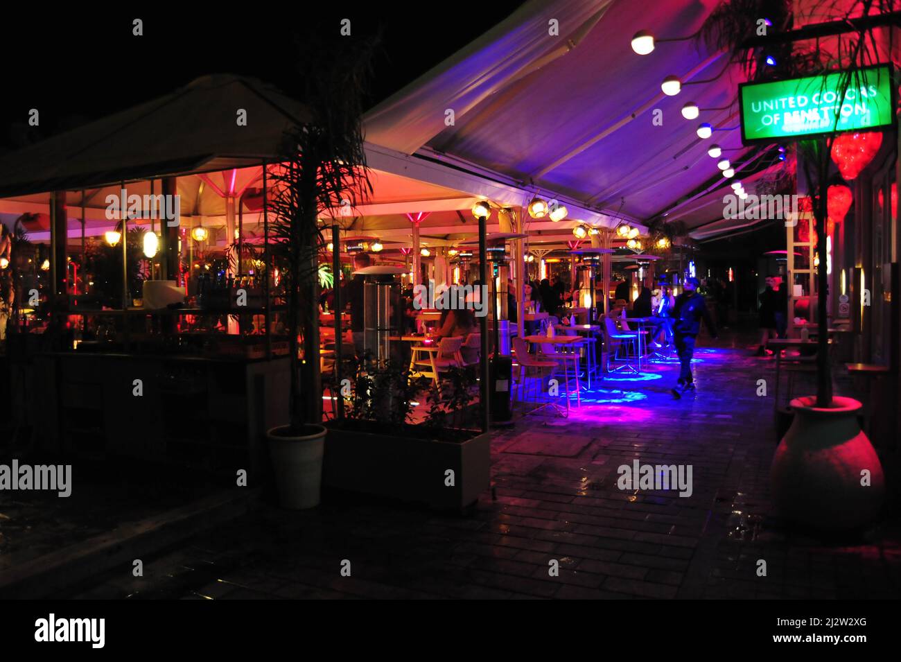 Rethymno crete club hi-res stock photography and images - Alamy