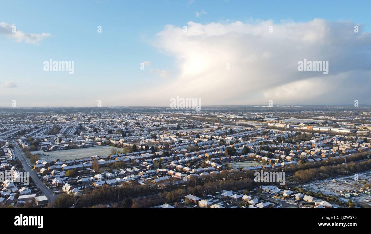 Peterborough, UK. 01st Apr, 2022. A light dusting of snow has fallen on ...