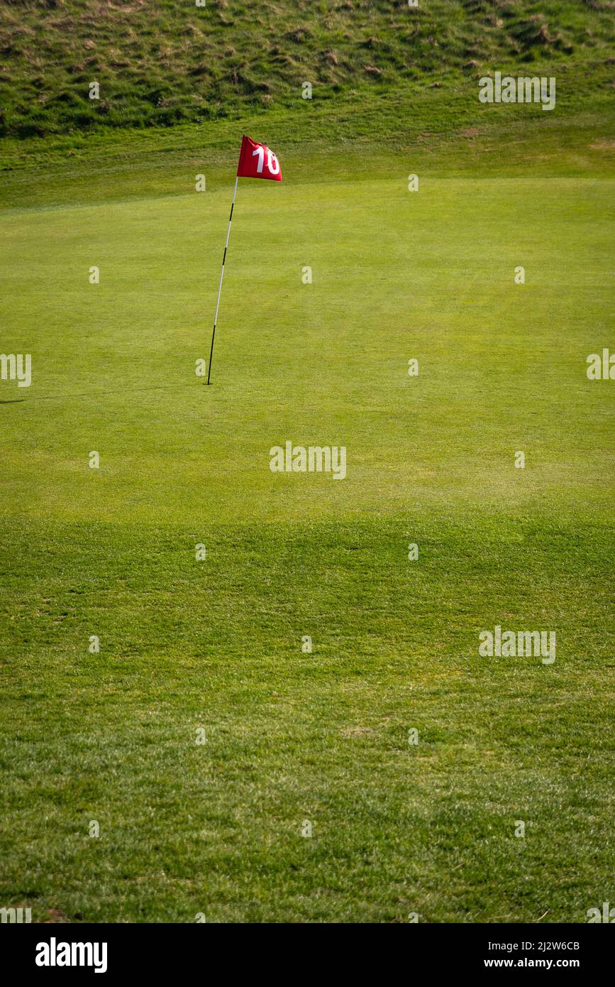 Golf course flag in hi-res stock photography and images - Alamy