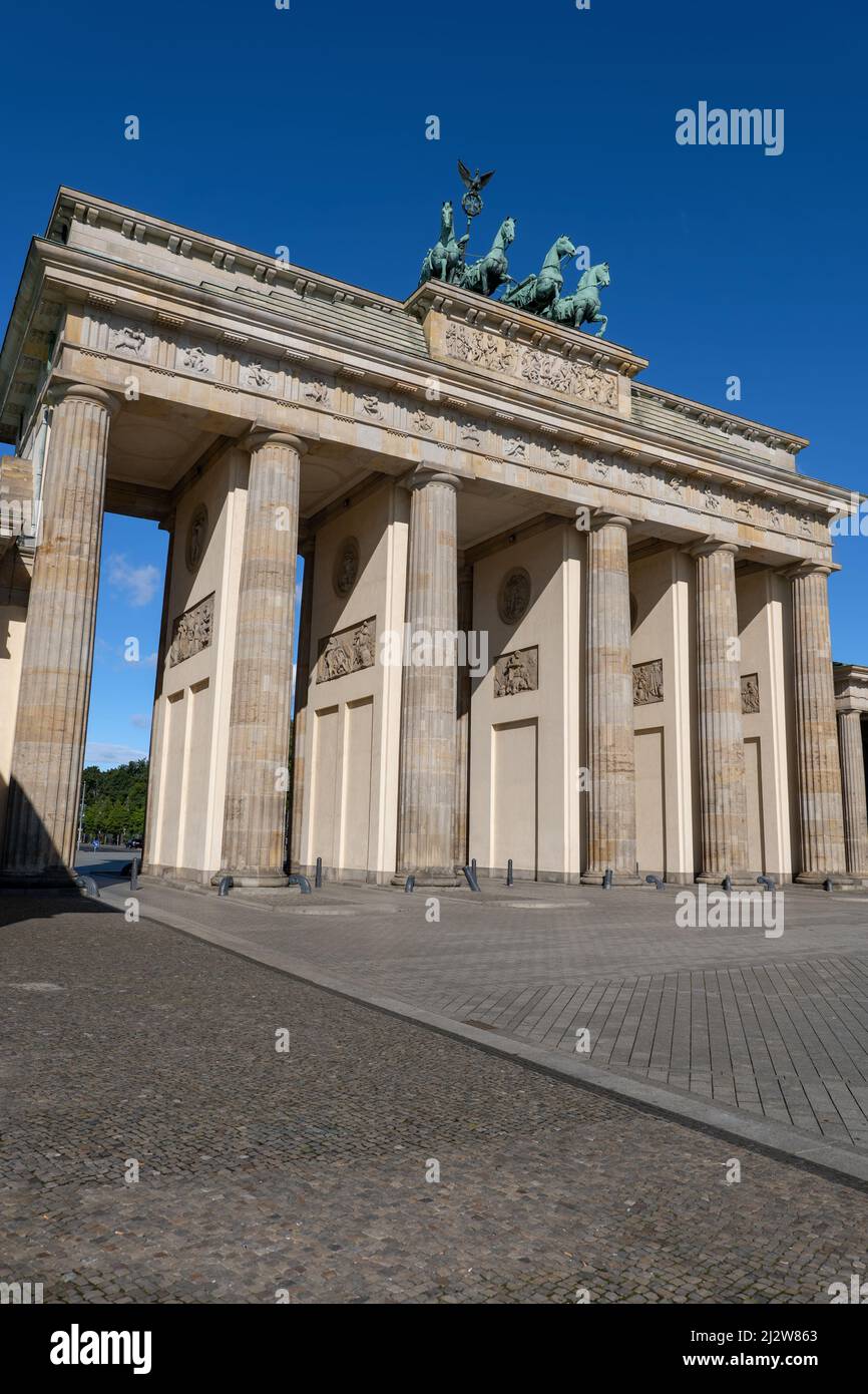 Neoclassical style structure hi-res stock photography and images - Alamy