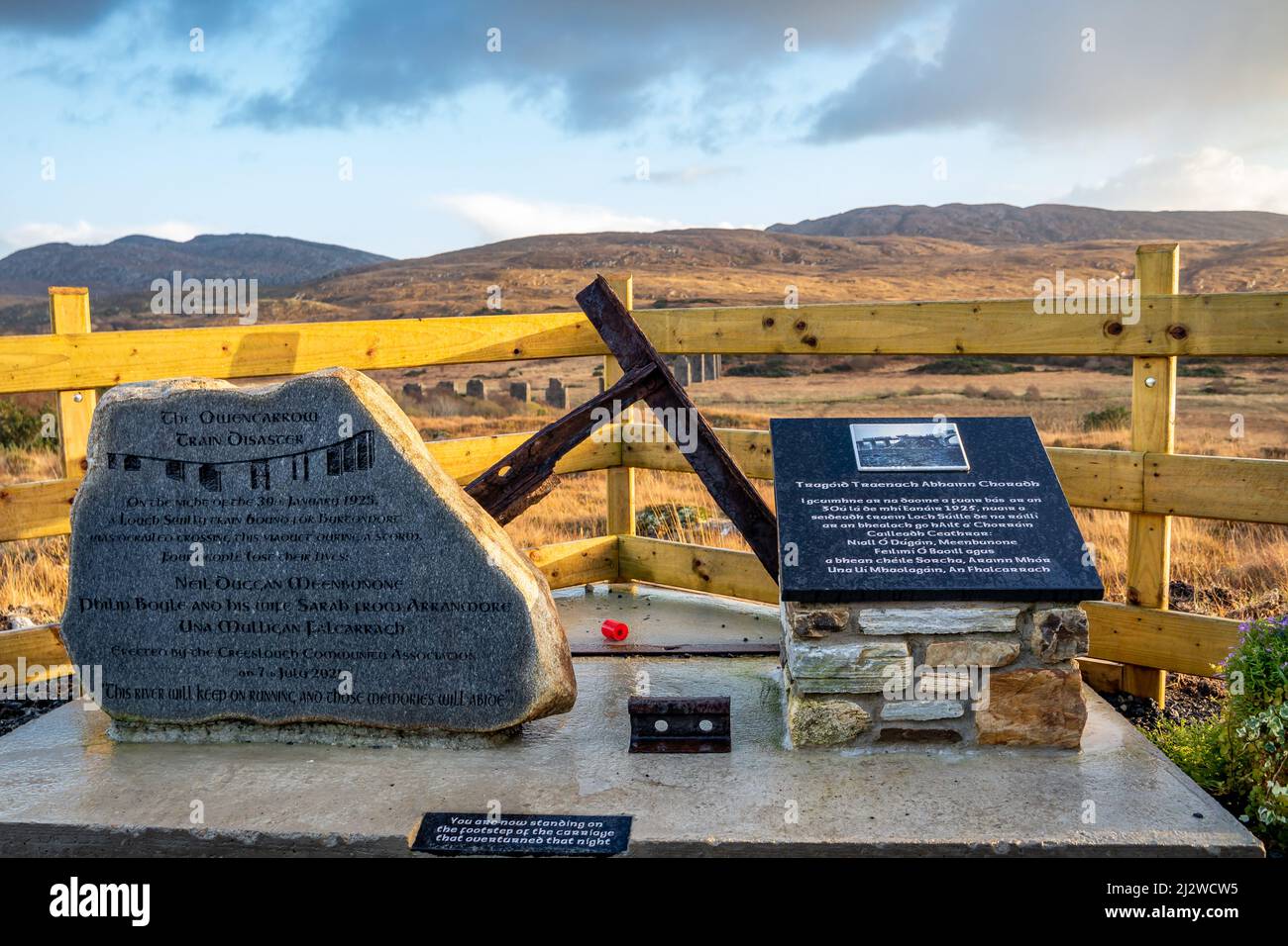 CREESLOUGH, COUNTY DONEGAL - IRELAND : NOVEMBER 24 2021 : THis stones ...