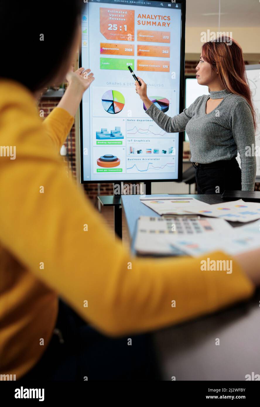 Vertical planning project hi-res stock photography and images - Alamy