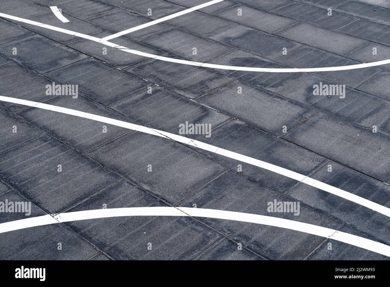 Active ground marking hi-res stock photography and images - Alamy