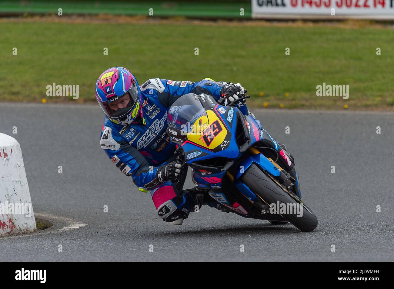 Motorcycle Racing at Mallory Park Stock Photo - Alamy