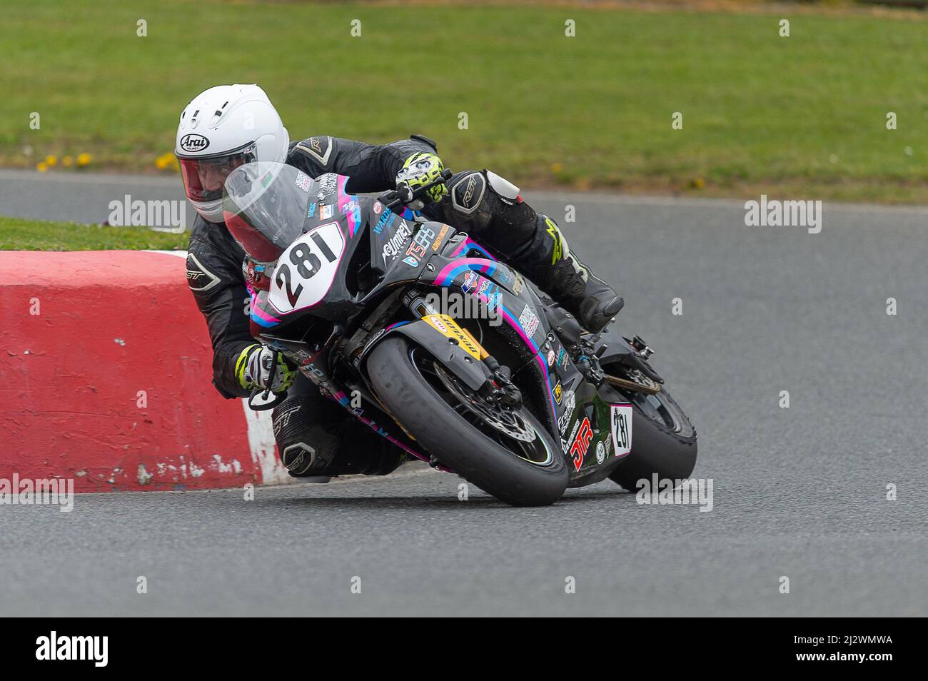 Motorcycle Racing at Mallory Park Stock Photo - Alamy