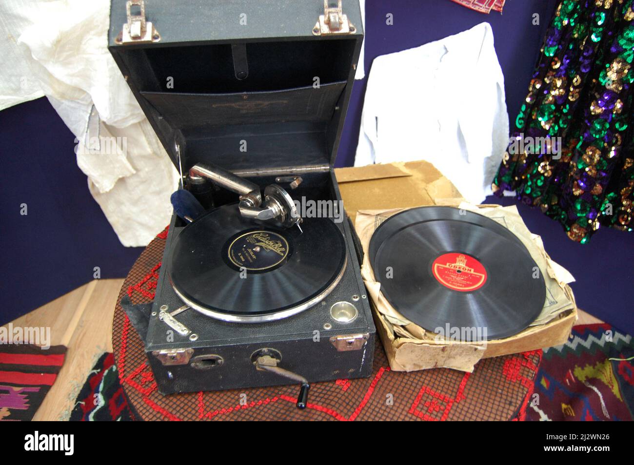 Mechanical records hi-res stock photography and images - Alamy