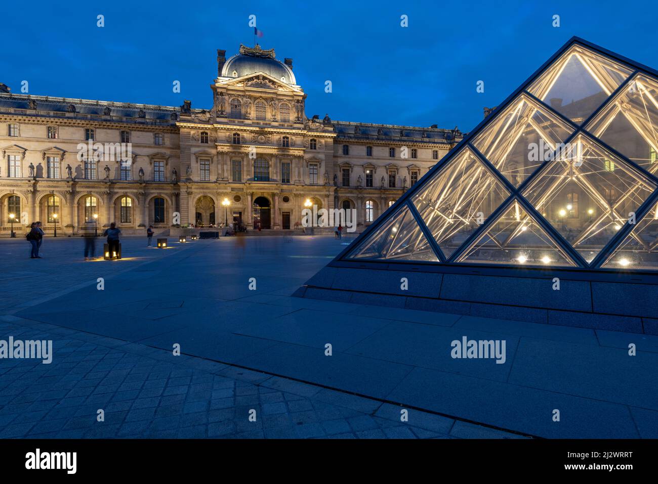 Illuminated pyramid hi-res stock photography and images - Alamy