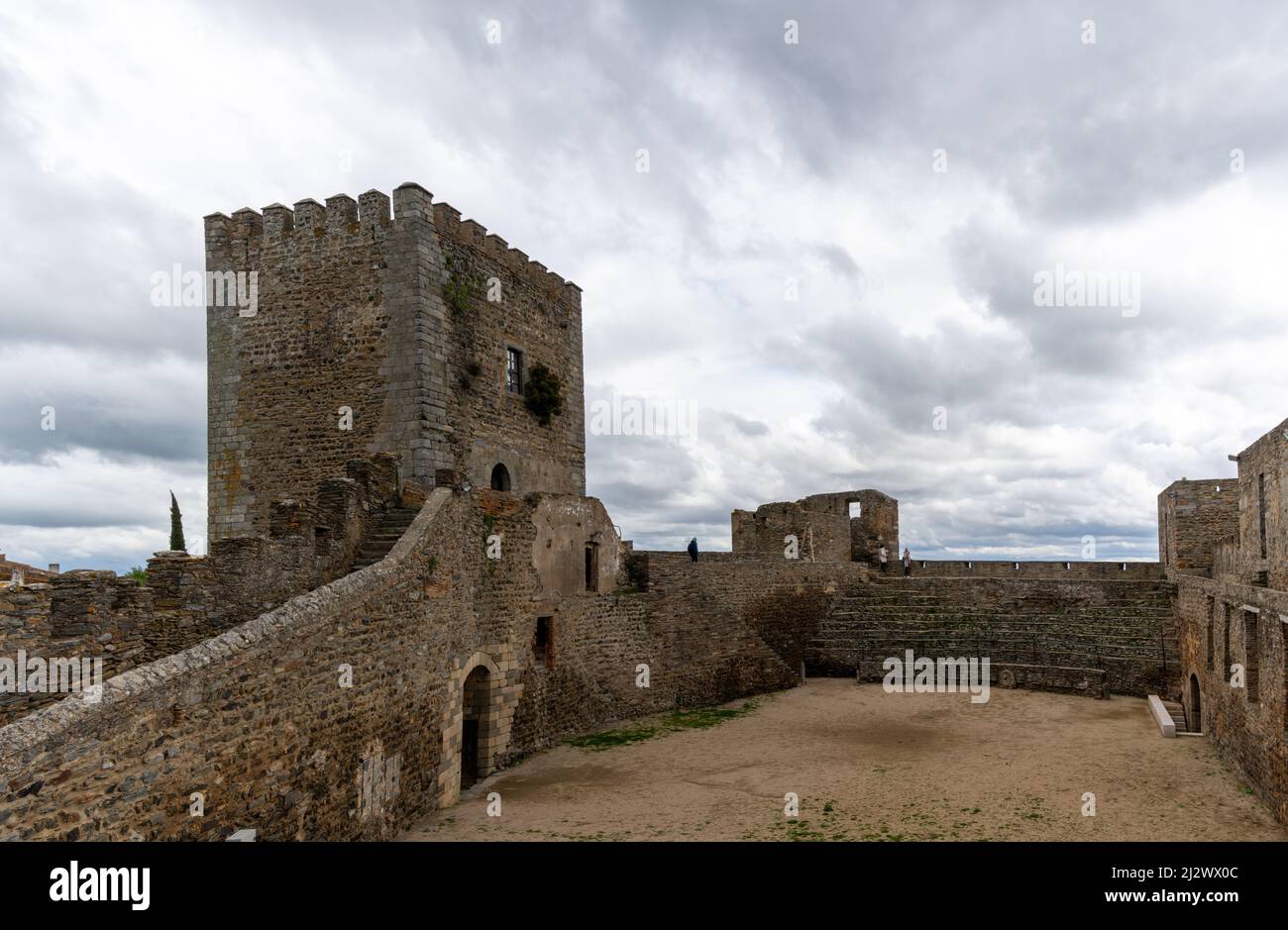 Whitewashed castle hi-res stock photography and images - Alamy