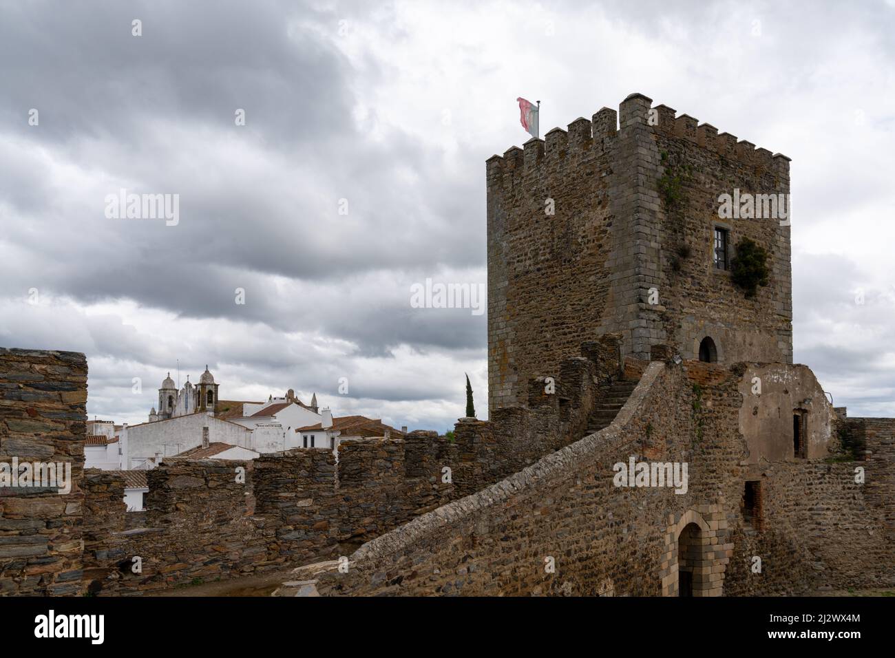 Whitewashed castle High Resolution Stock Photography and Images - Alamy