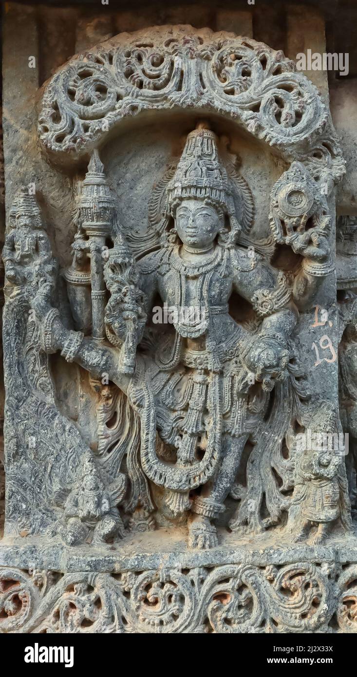Sculpture of Lord Vishnu as Trivikrama in Vaman Avatar, Lakshminarsimha ...