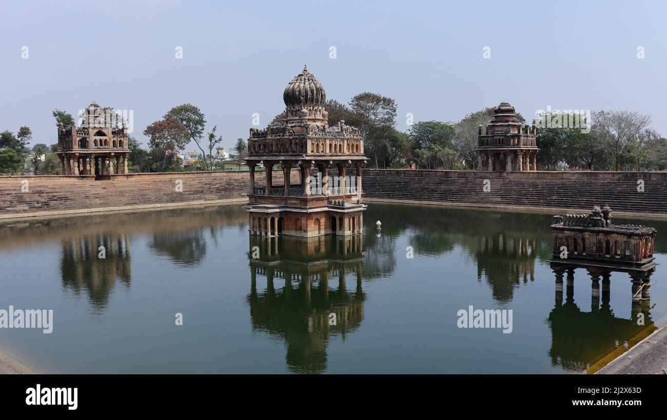 Great Masterpiece of Stone Architecture, Santhebennur Pushkarini ...