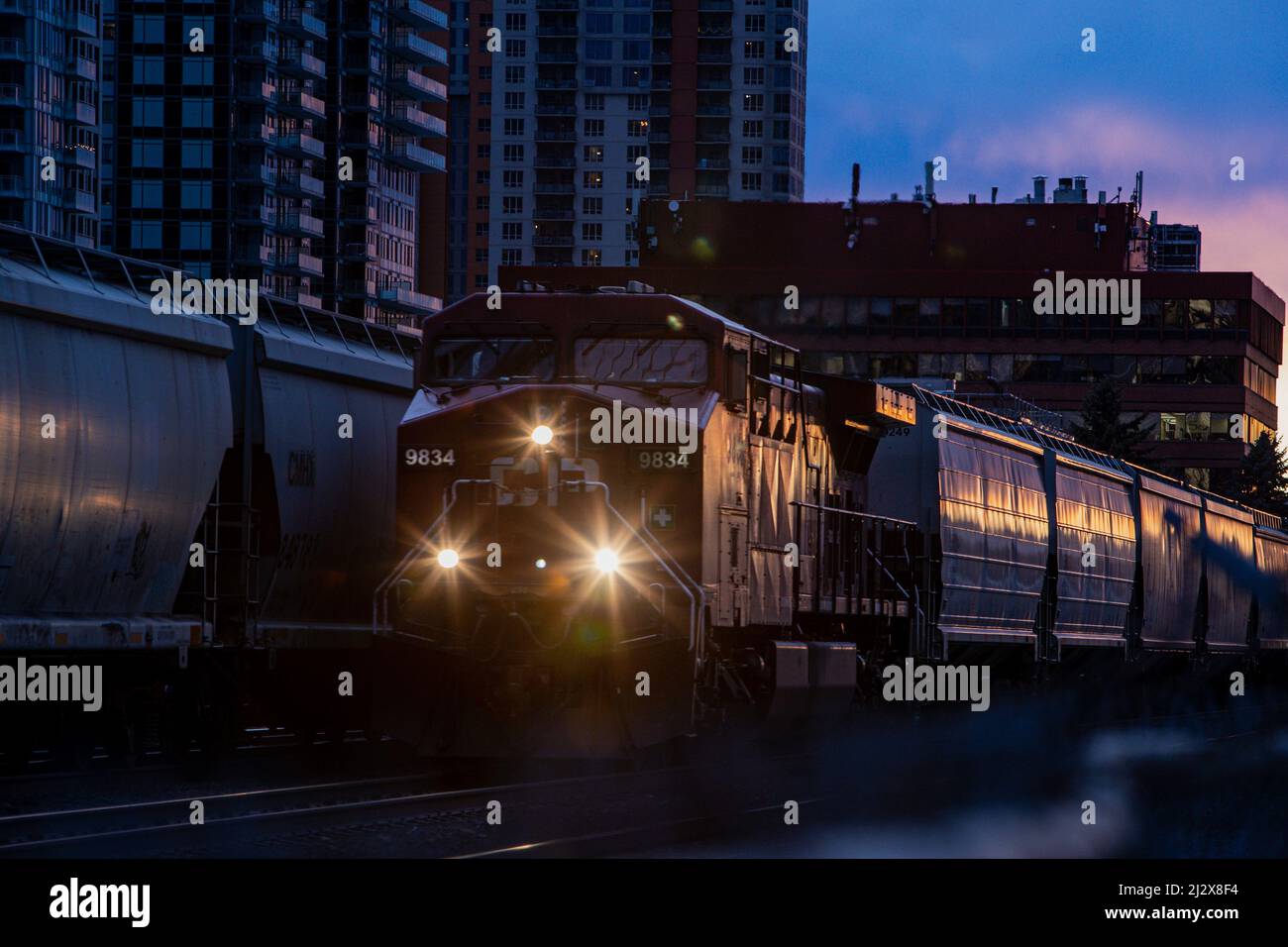 Train headlights at night hi-res stock photography and images - Alamy