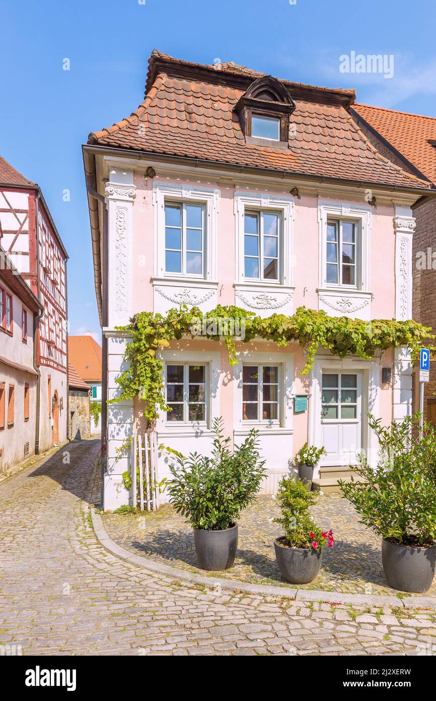 Baroque Mansard Roof Mansard Roofs: The Must Have Of Every French