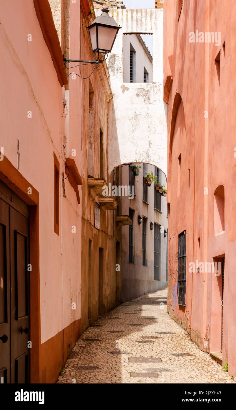 Spanish curved alley curved hi-res stock photography and images - Alamy