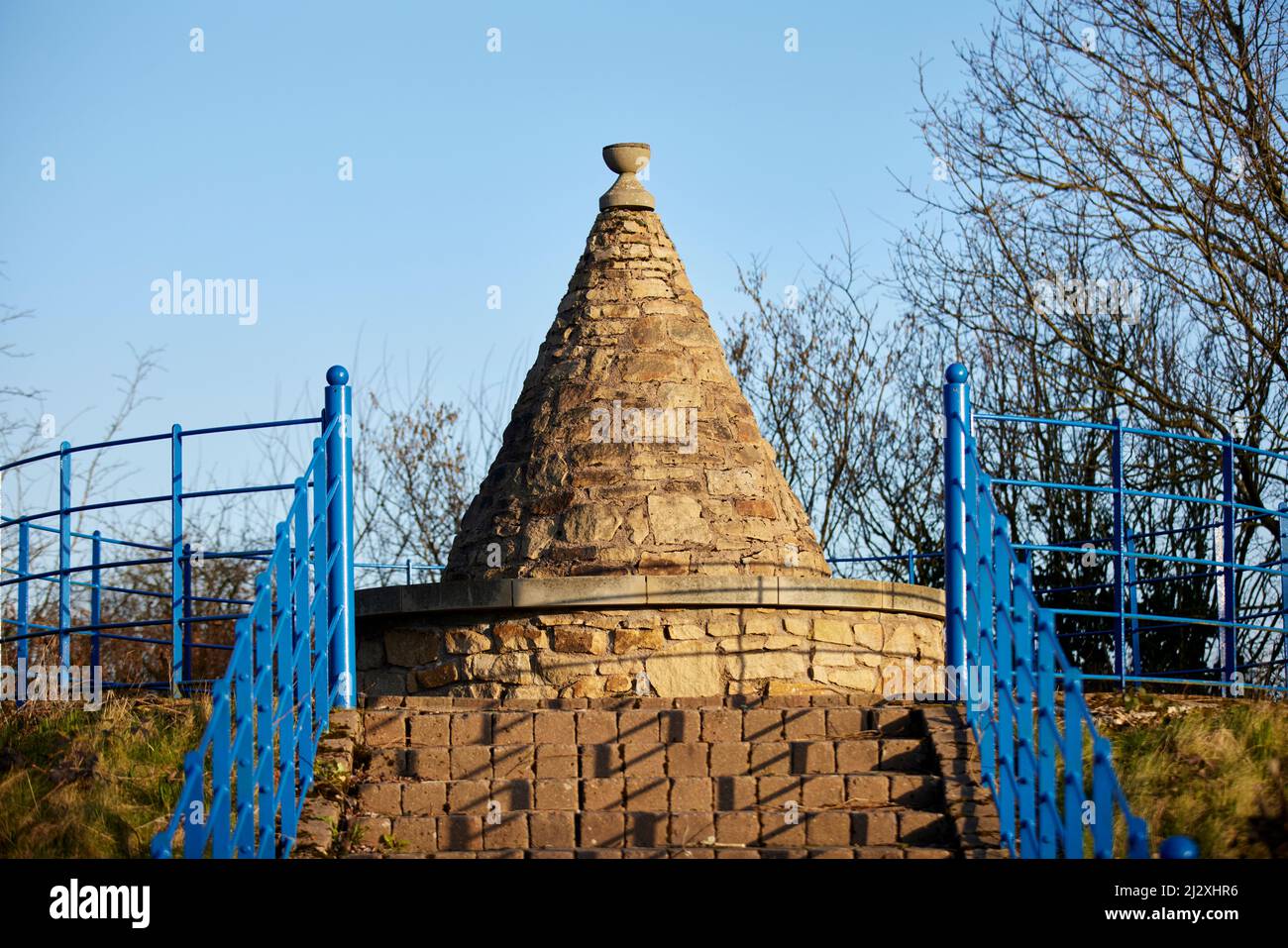 Cottam, Preston, Lancashire. Cottam Way stone statues Stock Photo - Alamy