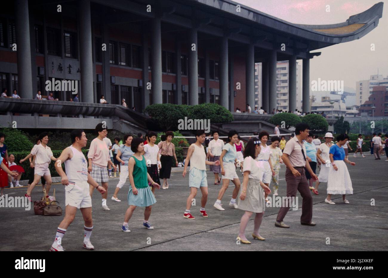 Taipei Taiwan Early Morning Tai Chi Exercises Before Work In Chiang Kai ...