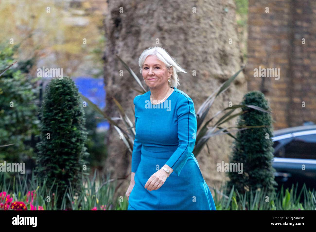 Nadine dorries mp hi-res stock photography and images - Alamy