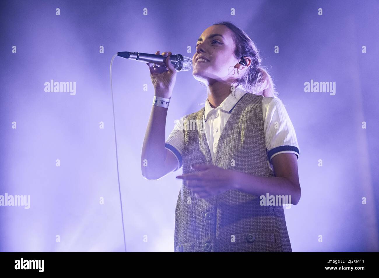 Cantante estrella hi-res stock photography and images - Alamy