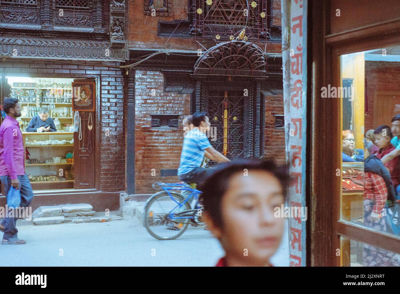 Daily life in Thamel district, Kathmandu, Nepal Stock Photo - Alamy