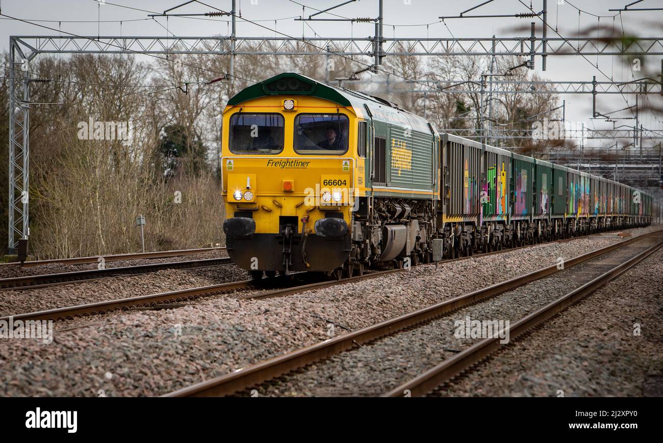 Freightliner Class 66 - 66604 passing Cathiron north of Rugby Stock ...