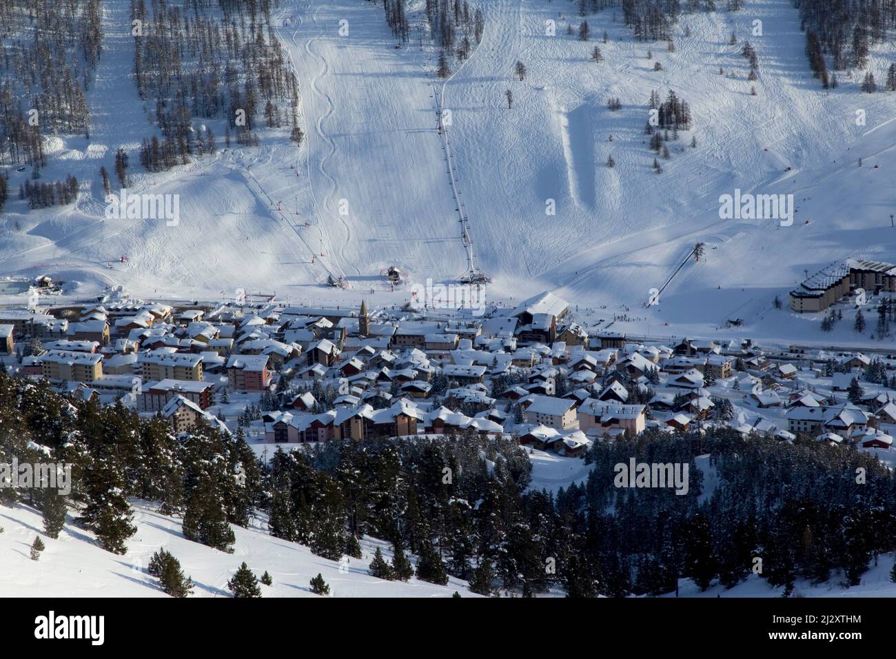 Montgenevre (French Alp, south-eastern France): overview of the ski ...