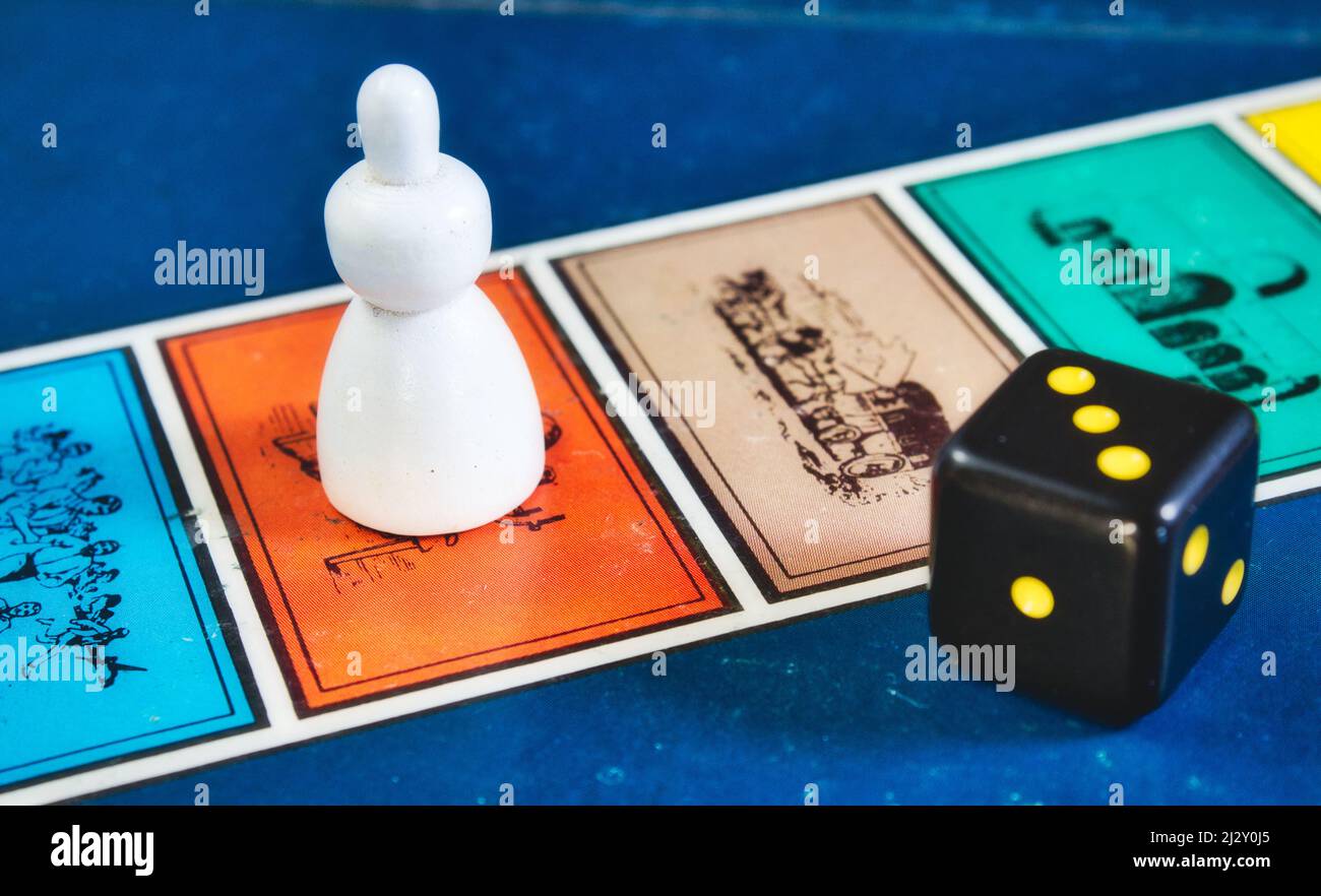 Trivia boardgame hi-res stock photography and images - Alamy