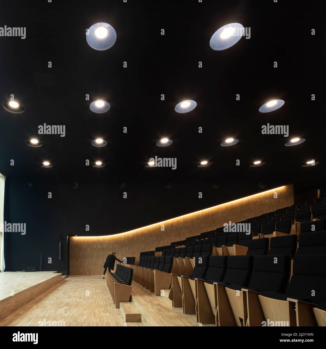 Auditorium interior view hi-res stock photography and images - Alamy