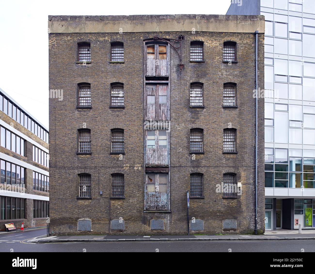 Front view of old warehouse building. 55 Great Suffolk Street, London ...