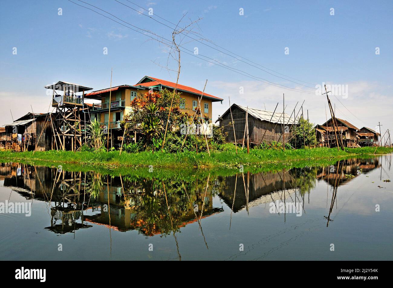 Lake farming hi-res stock photography and images - Alamy