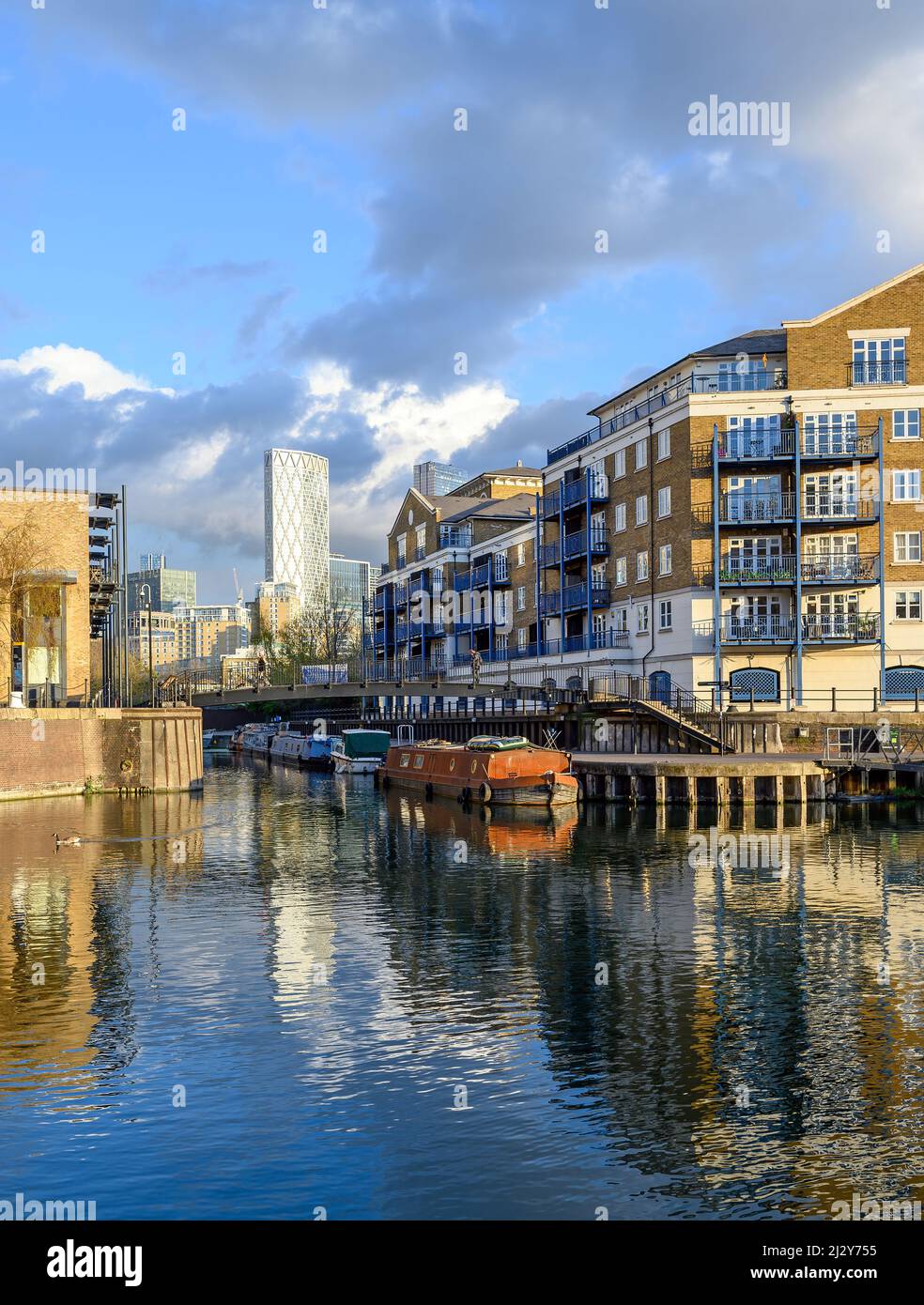 Limehouse, London, UK: View of the Limehouse Basin, a marina in the ...