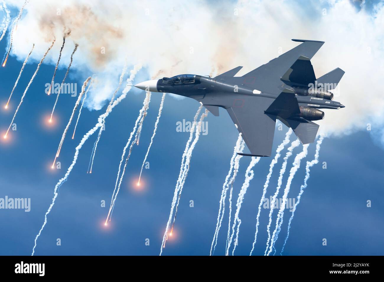Phosphorus bomb hi-res stock photography and images - Alamy