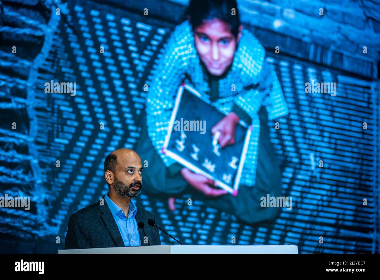 Krishna raghavan hi-res stock photography and images - Alamy