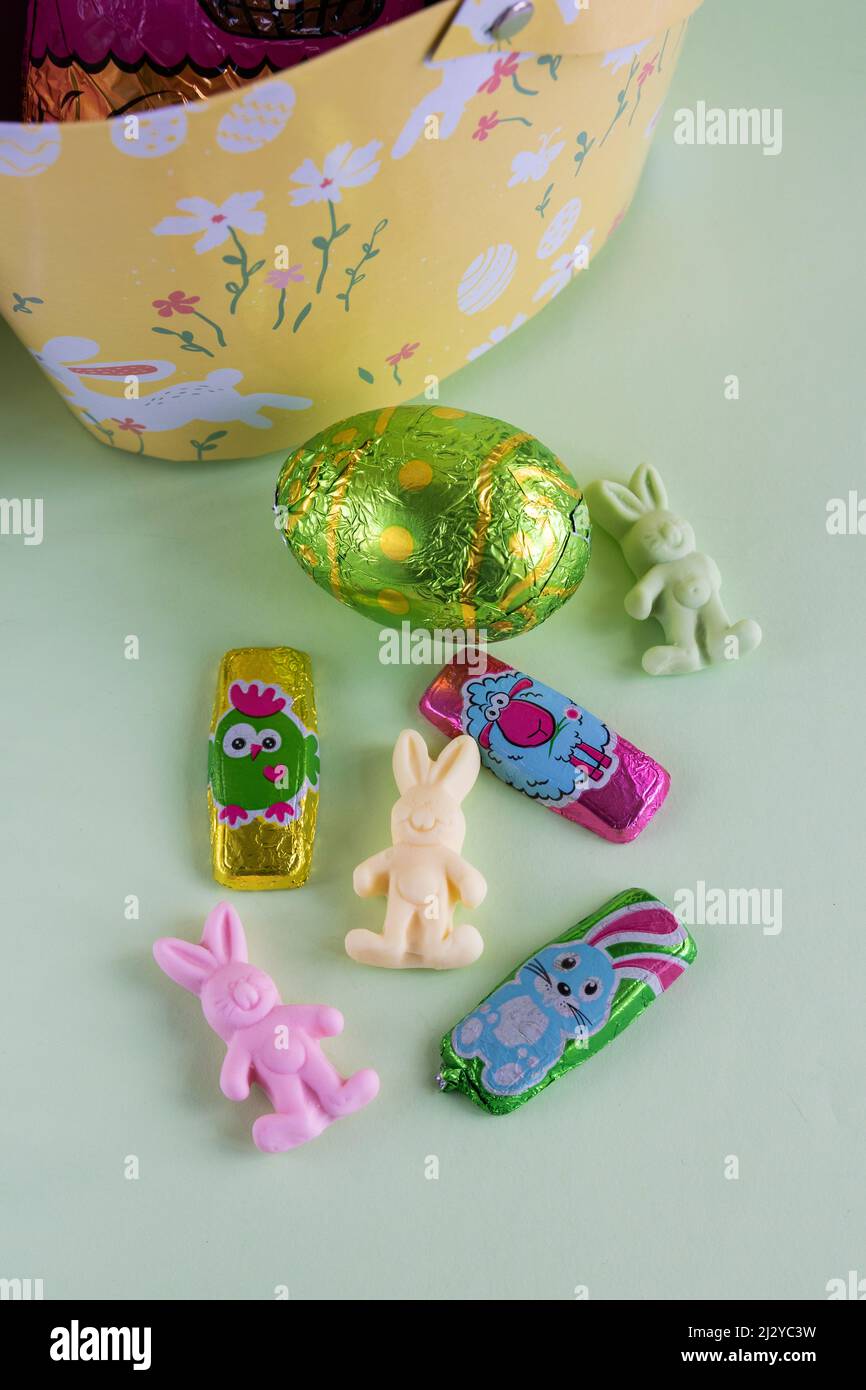 Plastic easter egg jelly beans hi-res stock photography and images - Alamy