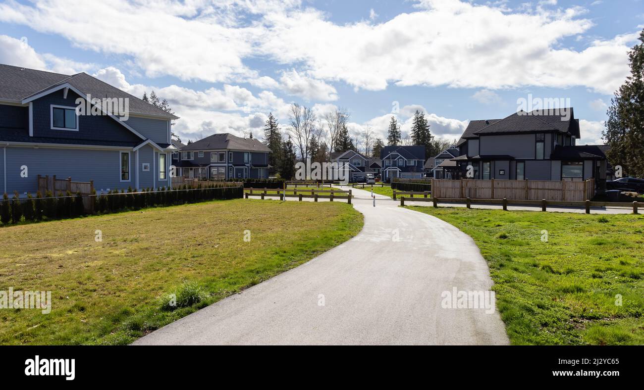 Scenic Path in a Residential Residential neighborhood in Modern City ...