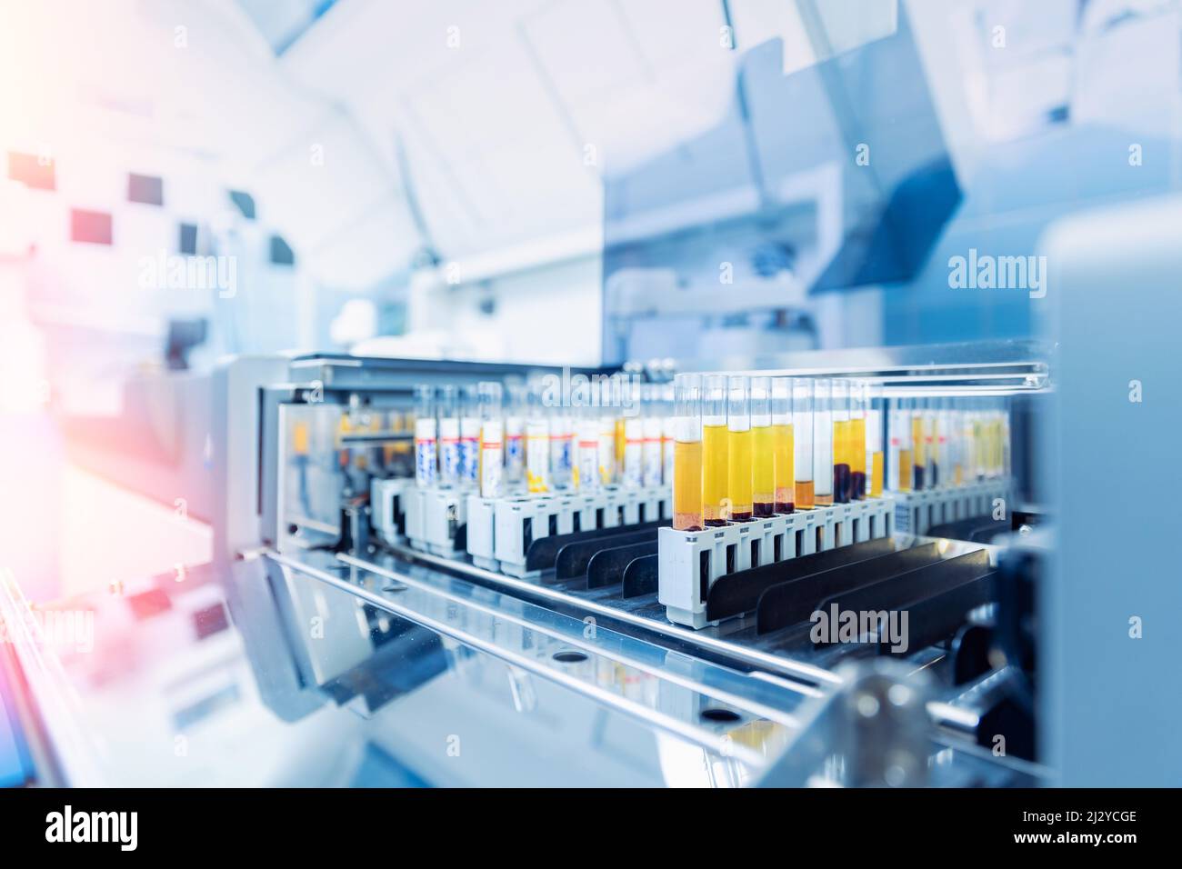 Automatic testing test tube hi-res stock photography and images - Alamy