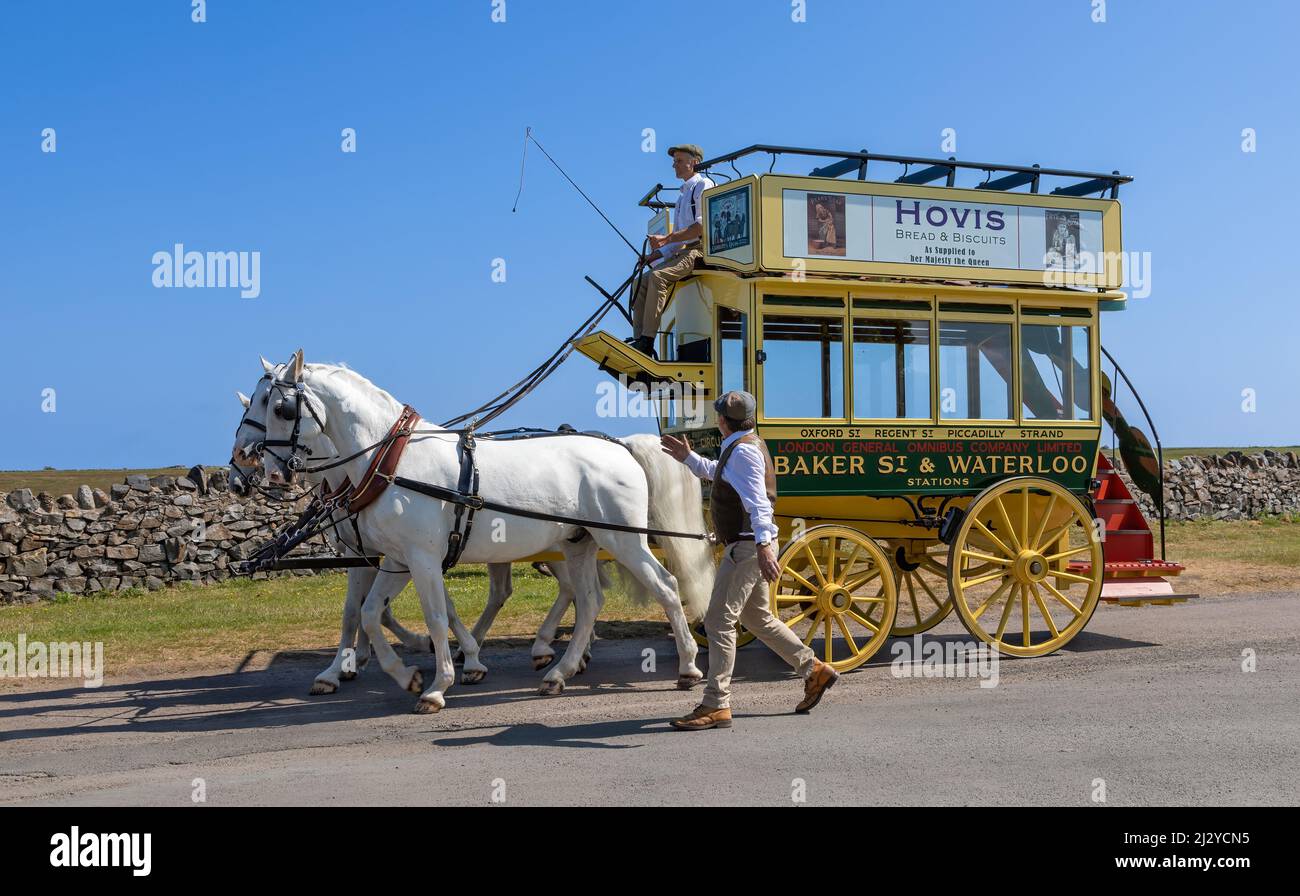 Horse Drawn Bus High Resolution Stock Photography and Images - Alamy