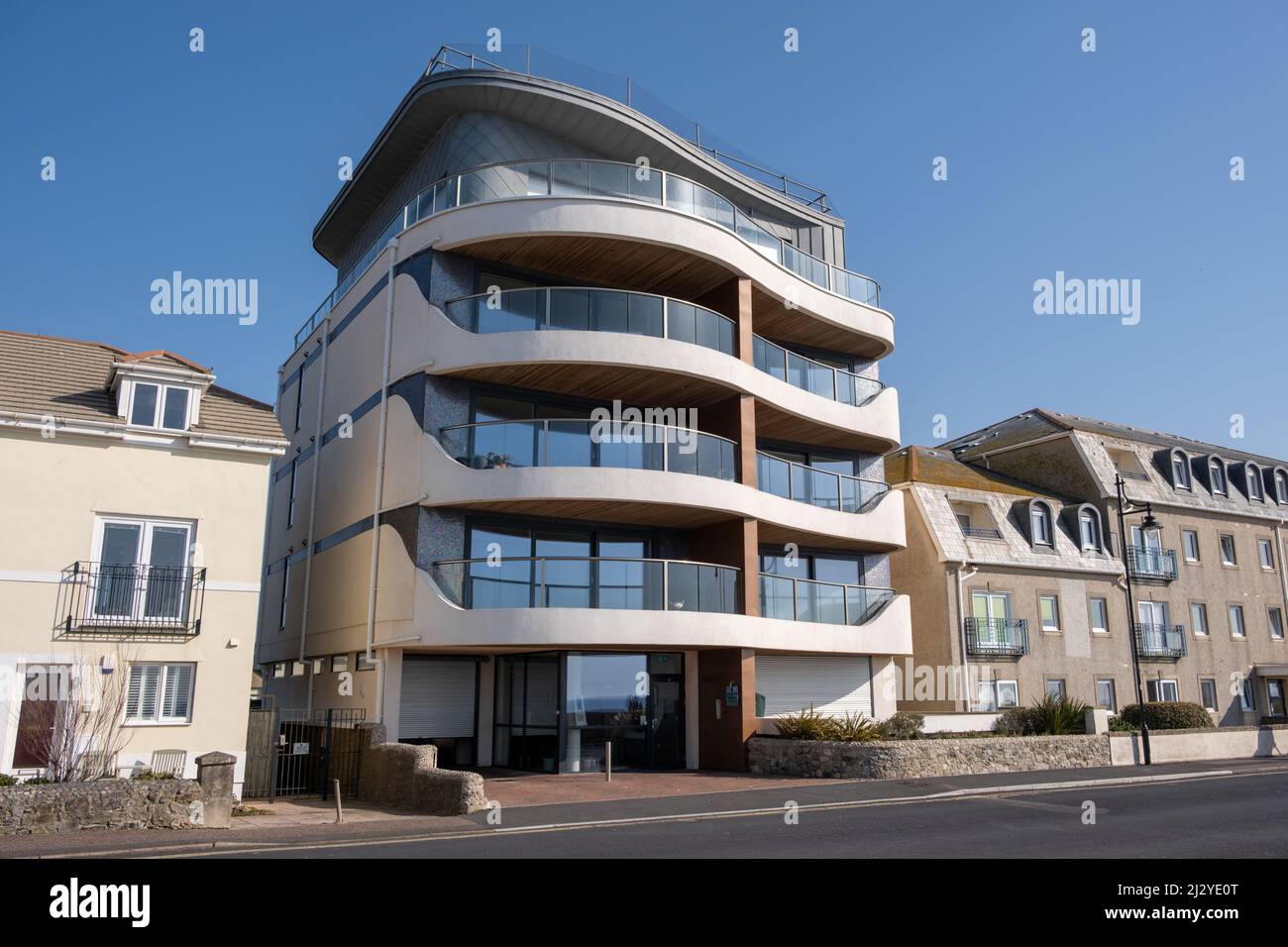 Seafront balcony hi-res stock photography and images - Alamy