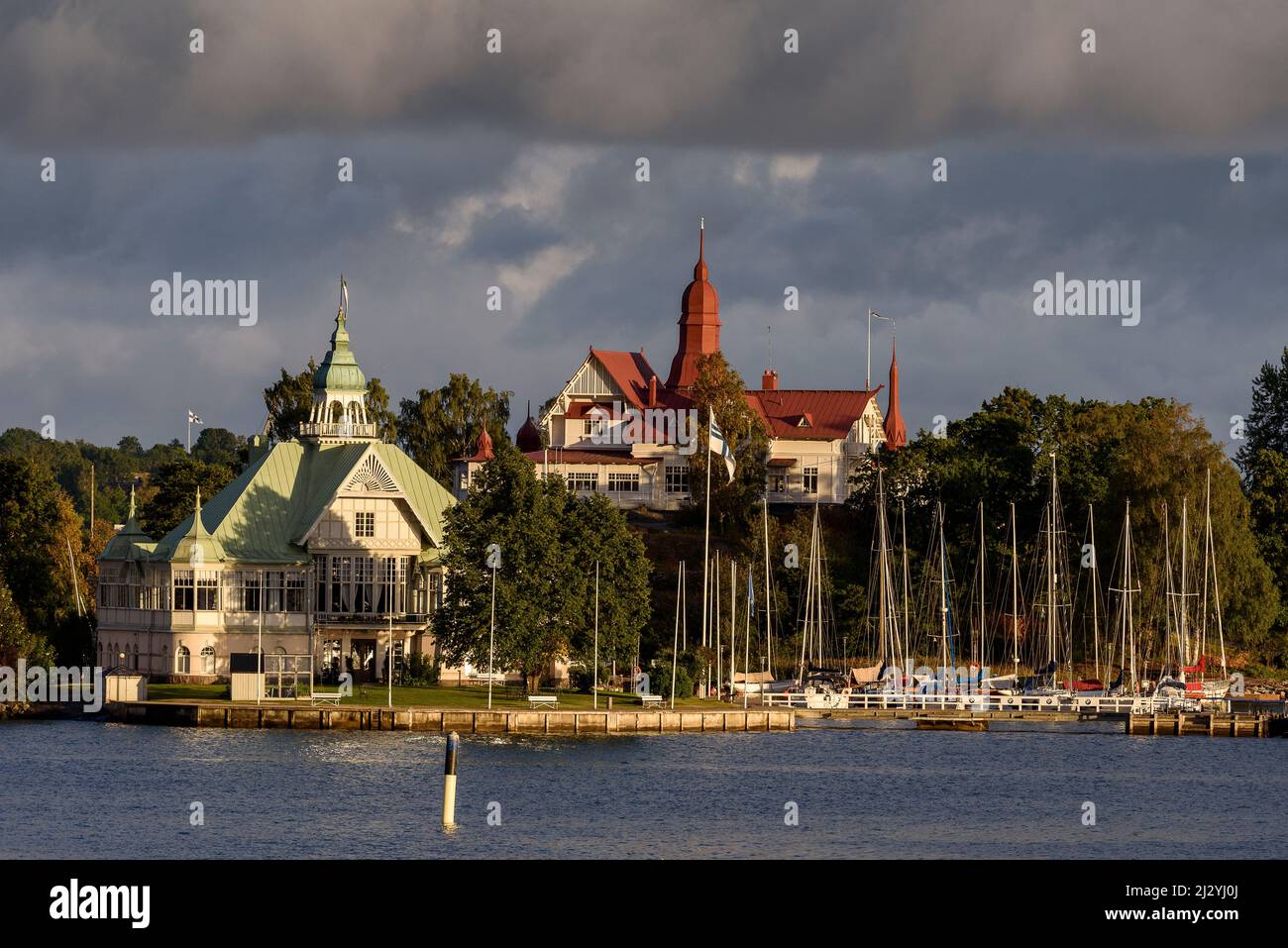 Helsinki sailing archipelago hi-res stock photography and images - Alamy