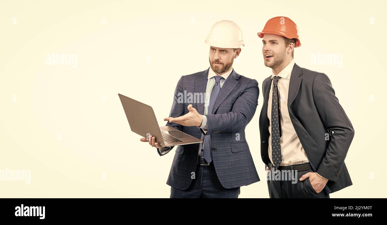Two men with laptop computer hi-res stock photography and images - Alamy
