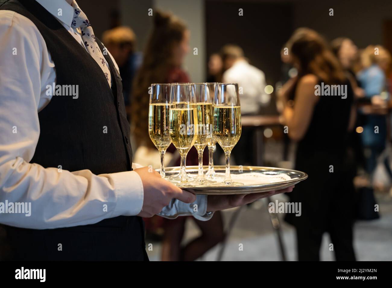 Hotel waiter hi-res stock photography and images - Alamy