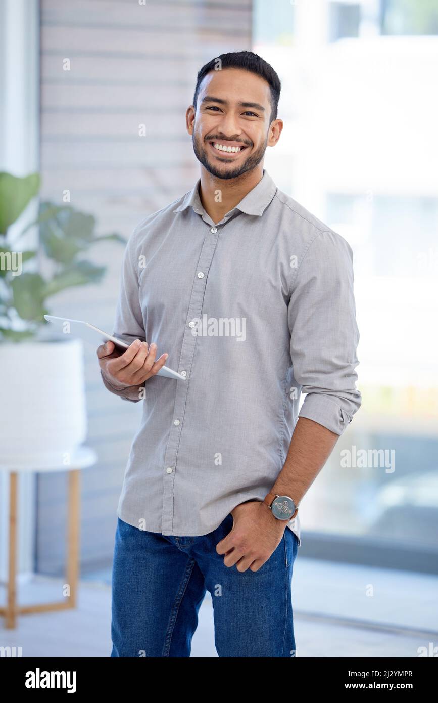 Technology driven workplace hi-res stock photography and images - Alamy