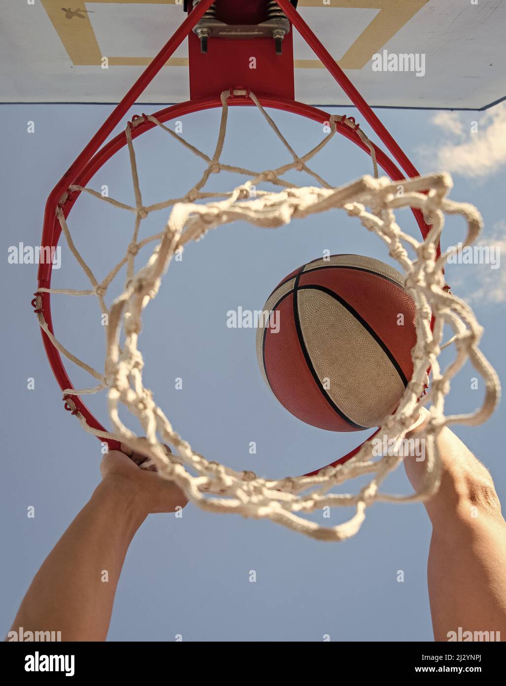 Basketballing hi-res stock photography and images - Alamy