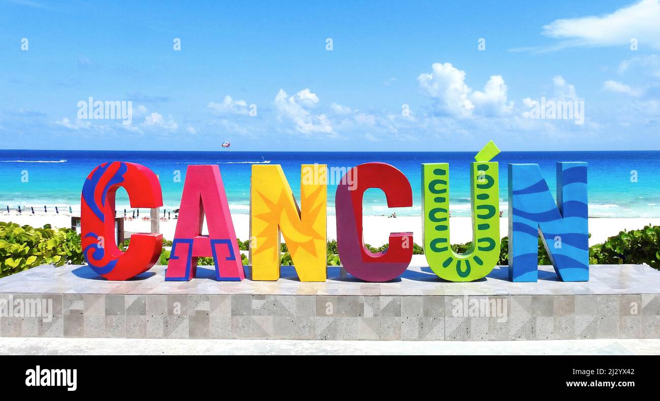 Multicolored sign of Cancun, Mexico Stock Photo - Alamy