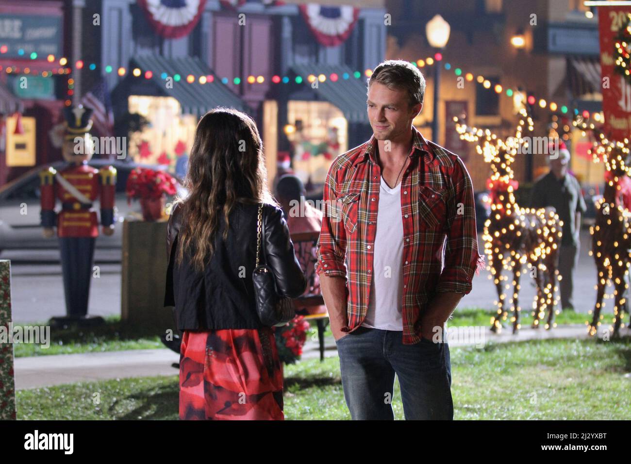 Los Angeles. CA. USA. Wilson Bethel and Rachel Bilson in the ©CW new TV ...