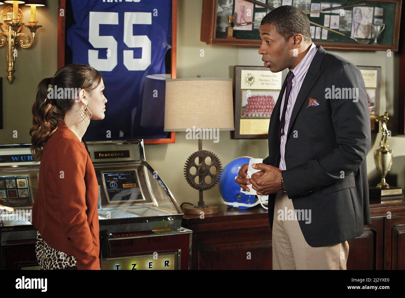 Los Angeles. CA. USA. Cress Williams and Rachel Bilson in the ©CW new ...