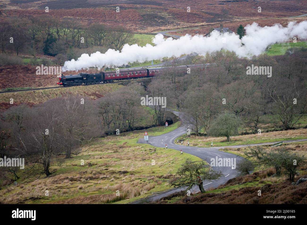 Santa Special Train, Moorlander, steam train on a way from Pickering to ...