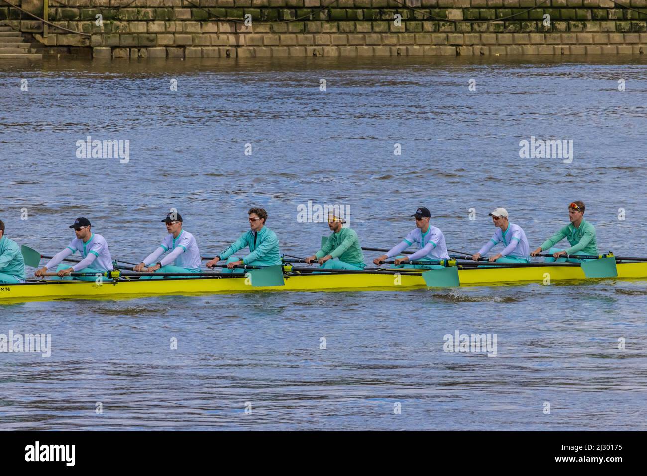 Oxford Cambridge Boat Race 2022 Stock Photo - Alamy